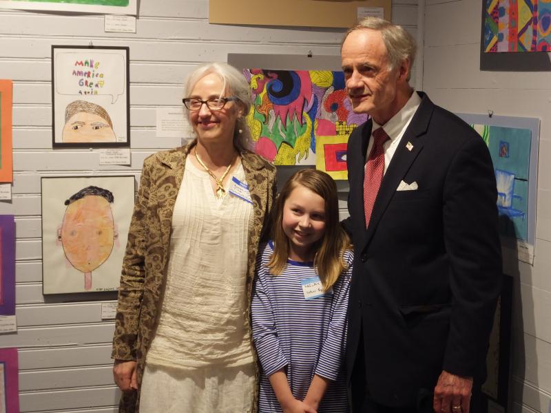 Carper meets young artists | Cape Gazette